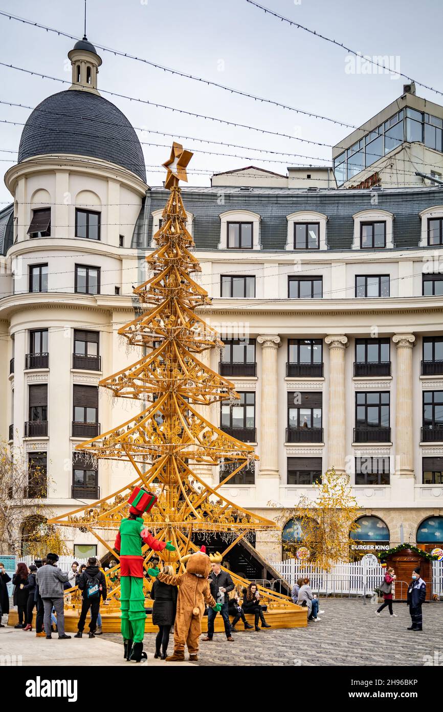 Bucharest, Romania - 12.03.2021: Christmas tree at Bucharest Christmas ...