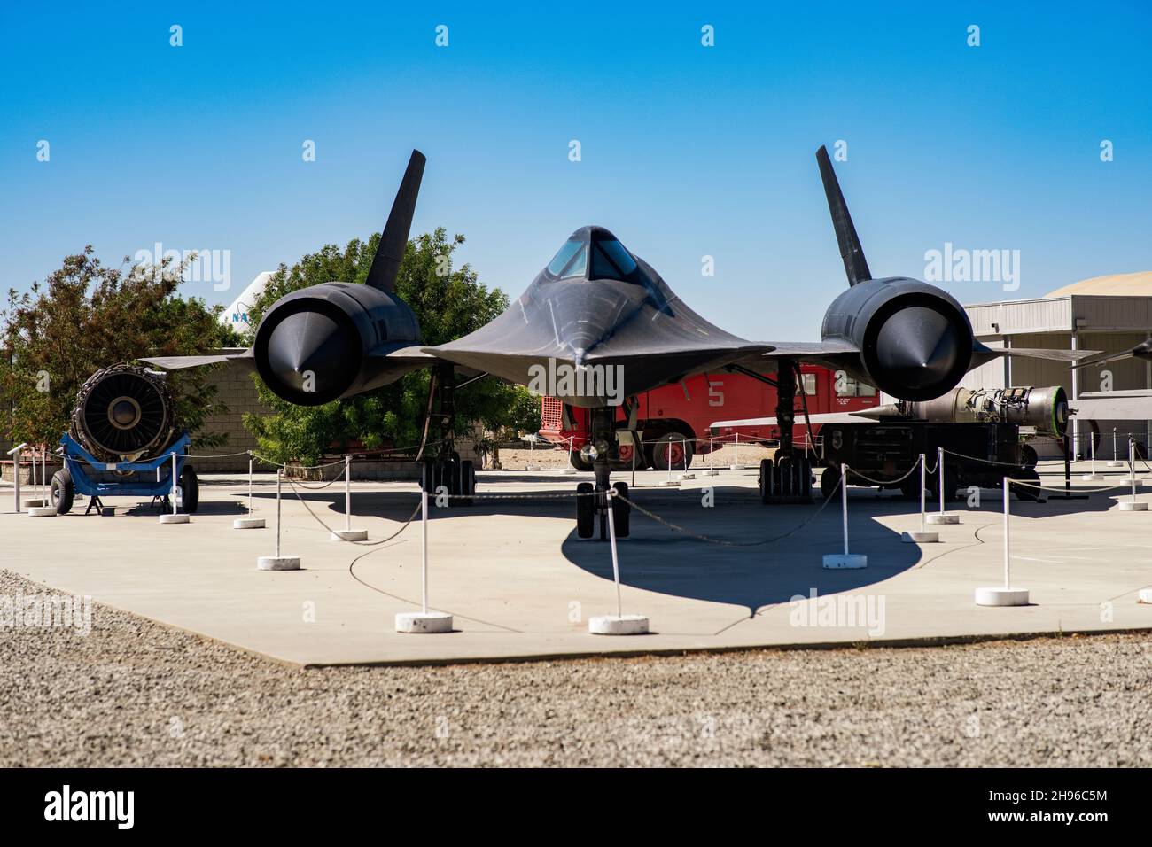 Sr 71 aircraft hi-res stock photography and images - Alamy