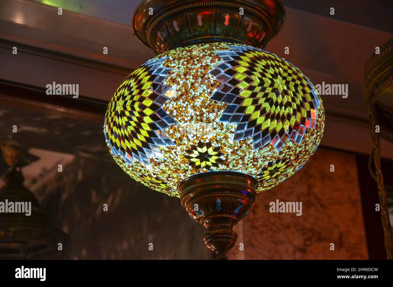 Traditional turkish lamp Stock Photo - Alamy