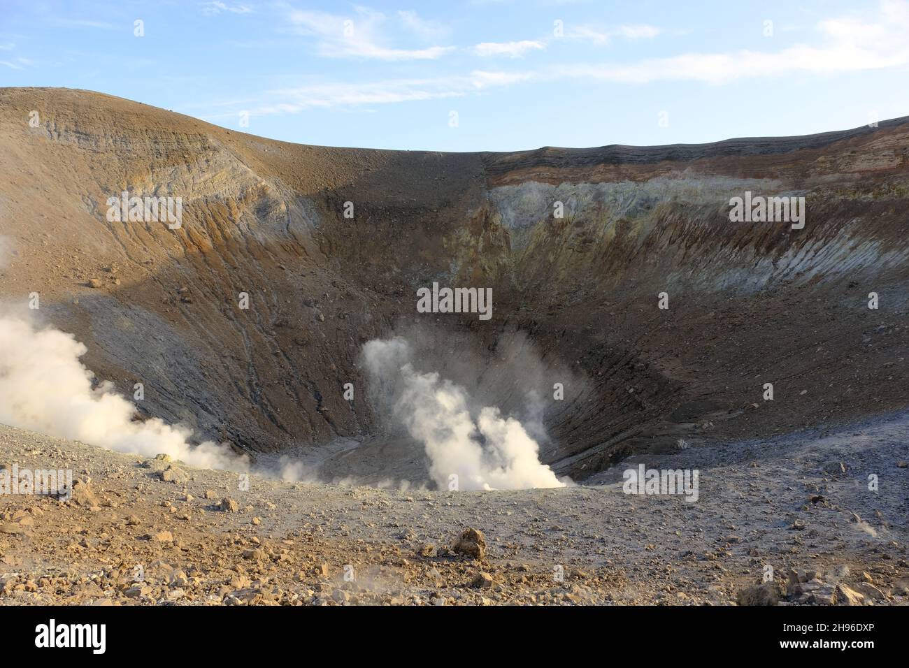 Institute of geophysics and volcanology hi-res stock photography and ...