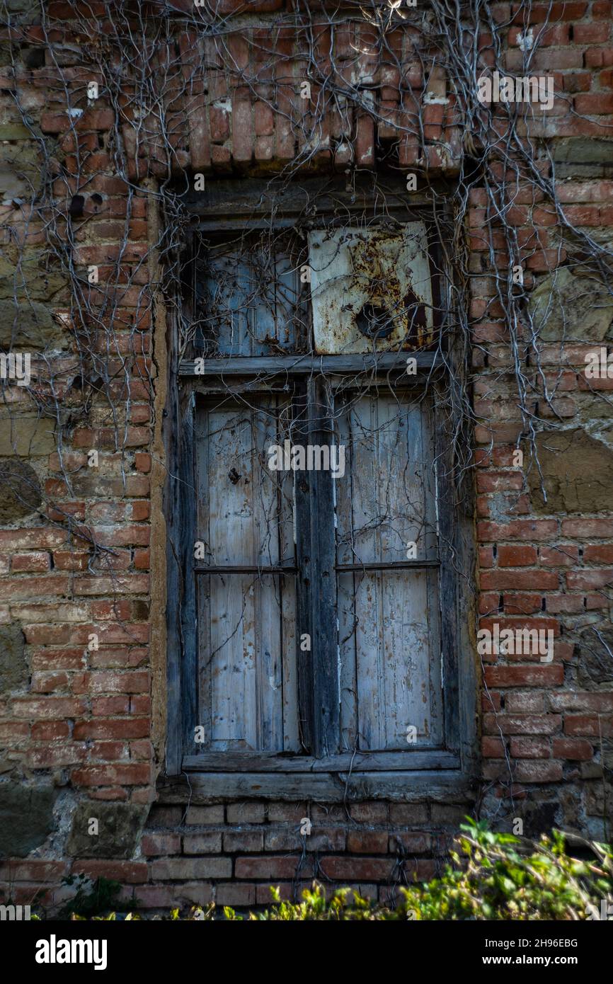 Fall time in Old Tbilisi with old buildings Stock Photo - Alamy