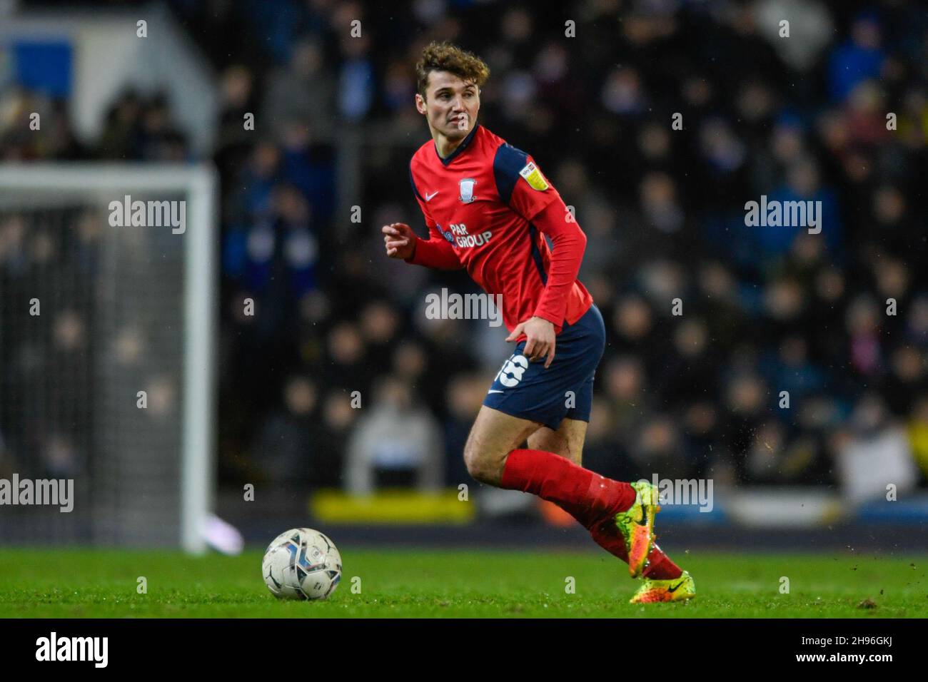 Ryan Ledson #18 of Preston North End runs with the ball Stock Photo - Alamy