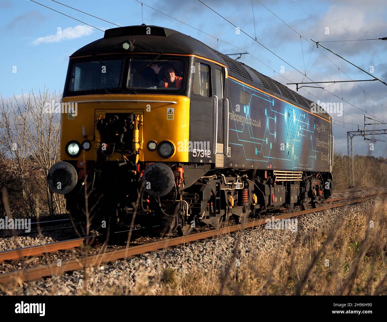 Class 57 diesel locomotive 57312 of Rail Operations Group heads north ...