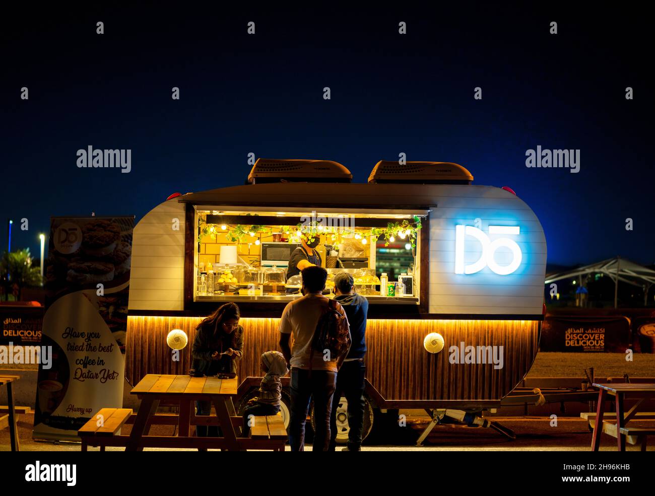 Street Food Outlets in Doha corniche / QATAR Stock Photo - Alamy
