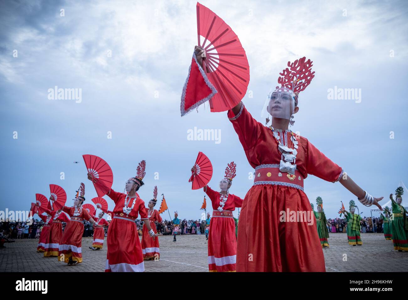 Wakatobi, South East Sulawesi, Indonesia. 4th Dec, 2021. Balumpa dance ...