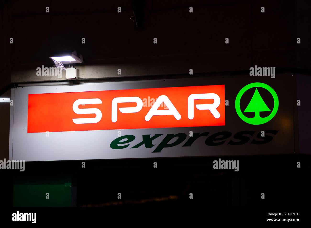 A close-up of a Spar Express store sign Stock Photo - Alamy