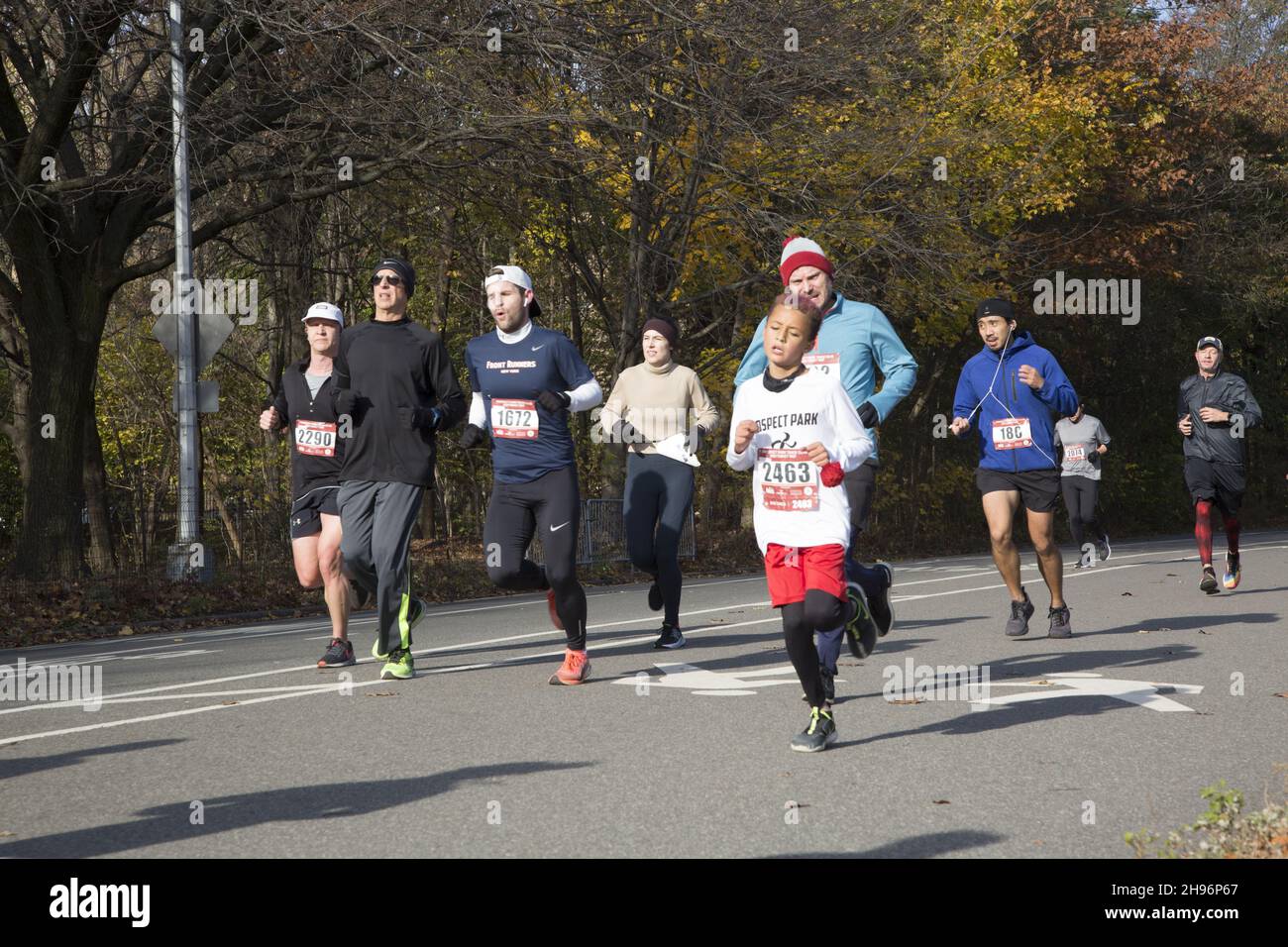 More than 2,800 runners participate in the 5 mile Turkey Trot in ...