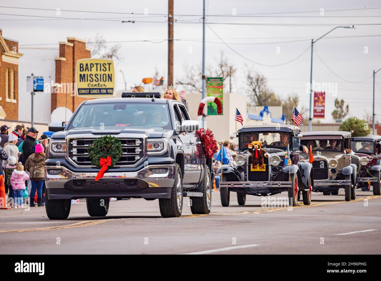 Oklahoma, DEC 4, 2021 - Antique car driving in Cowboy Christmas Parade ...