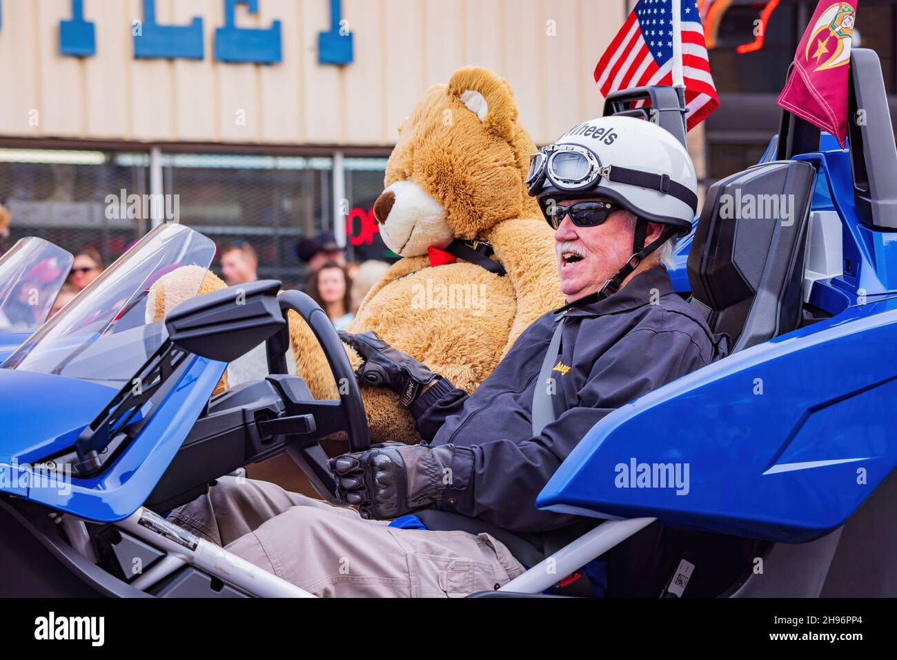 Oklahoma, DEC 4, 2021 - Antique car driving in Cowboy Christmas Parade ...
