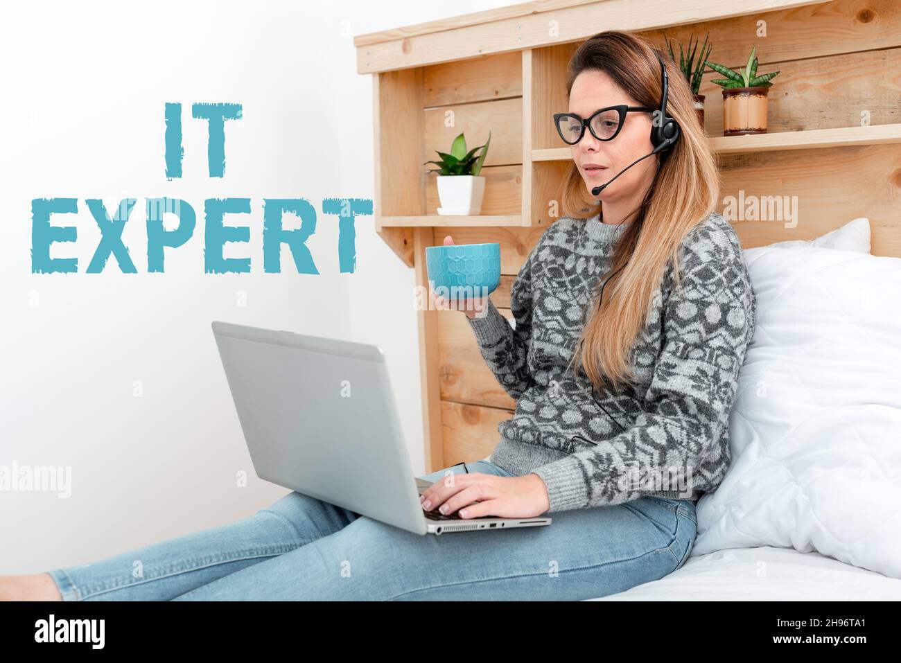 Hand writing sign It Expert. Business concept person with a high level ...