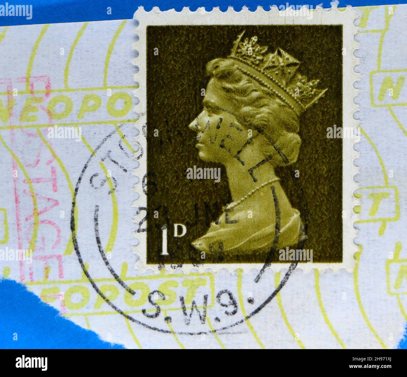 Queen elizabeth profile stamp hi-res stock photography and images - Alamy