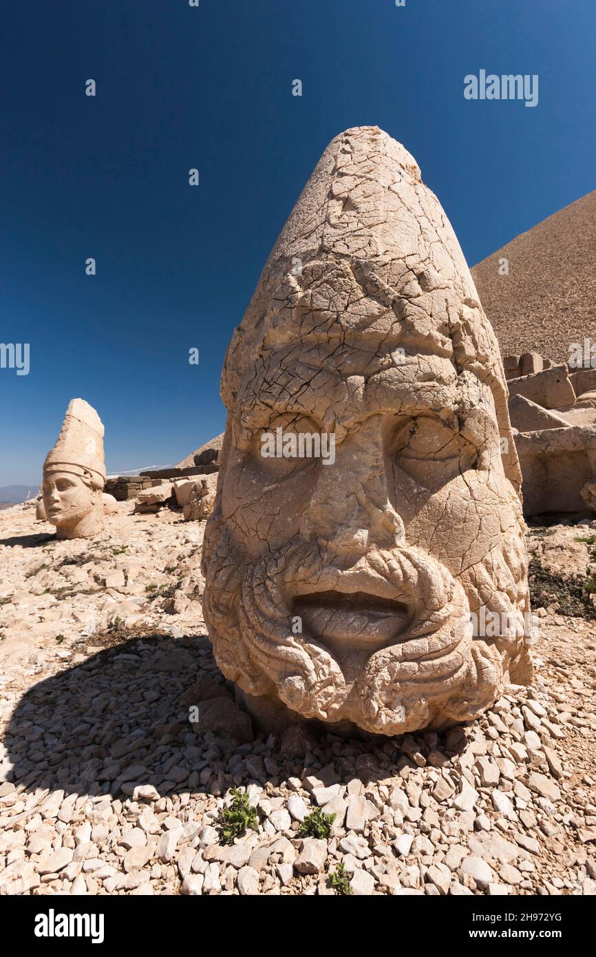 Zeus Ammon.Sculpture of Zeus Amon.Zeus Amon Wood Carving.Figurines ...