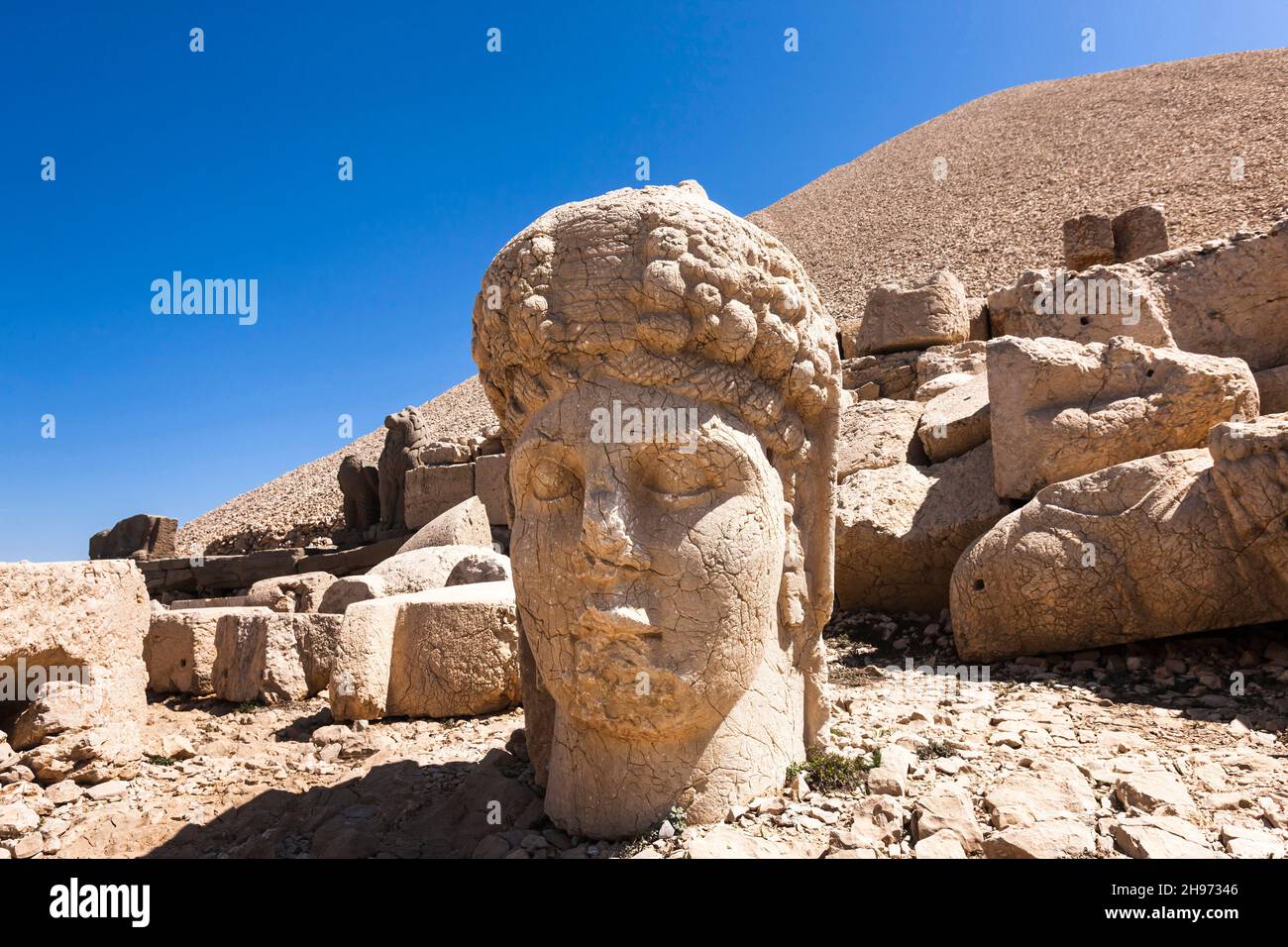 Mount Nemrut, Nemrut Dagi, head statue of goddess Tyche at west terrace ...