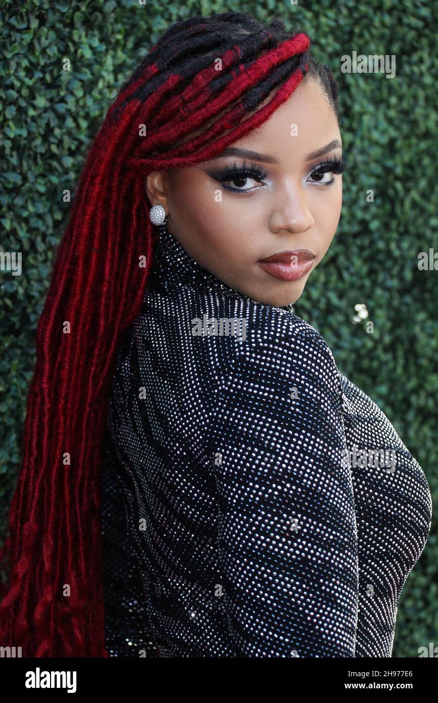 LOS ANGELES, CALIFORNIA, USA - DECEMBER 04: Singer Chloe Bailey wearing ...