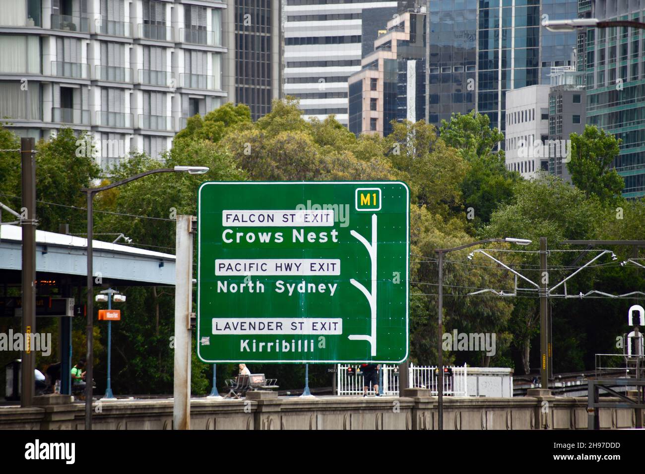 High rise sign hi-res stock photography and images - Alamy