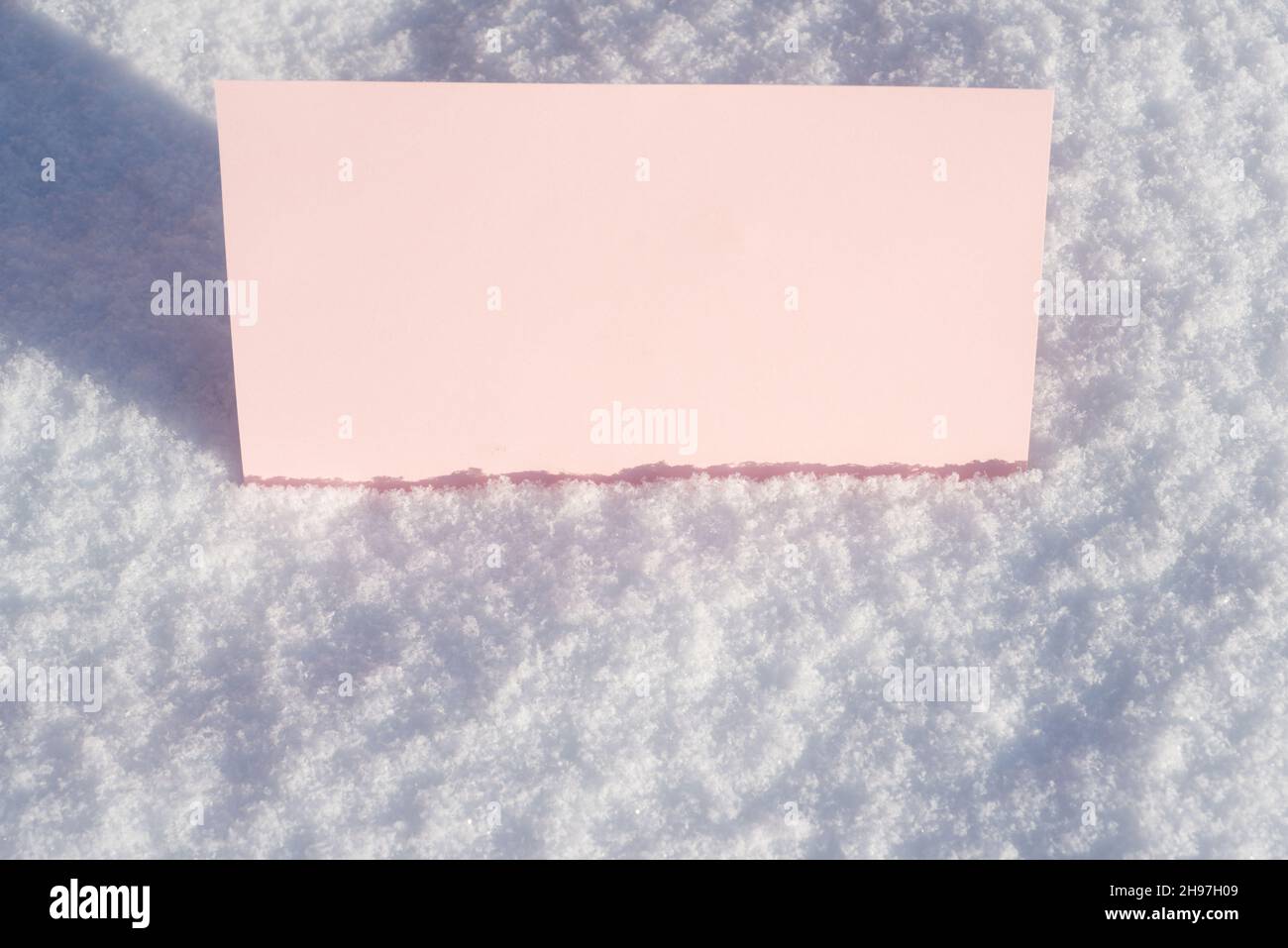 Snow background, snow texture with empty sheet paper for text Stock ...