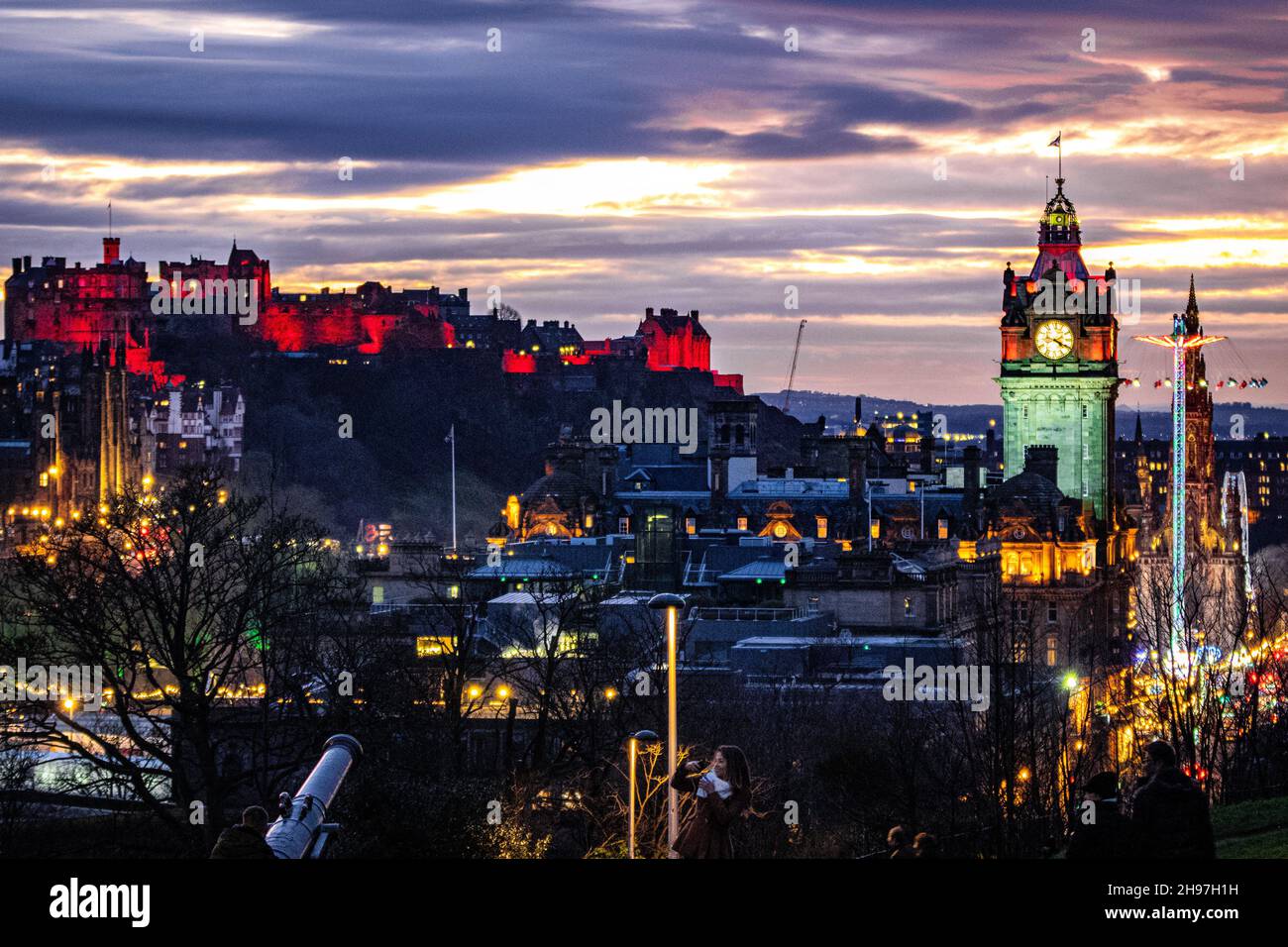 A scenic sunset in Edinburgh, Scotland, the United Kingdom Stock Photo ...