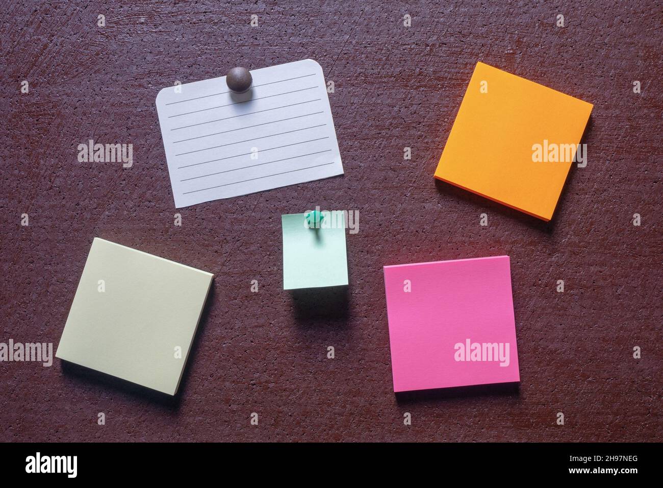Different blank post it notes hi-res stock photography and images - Alamy