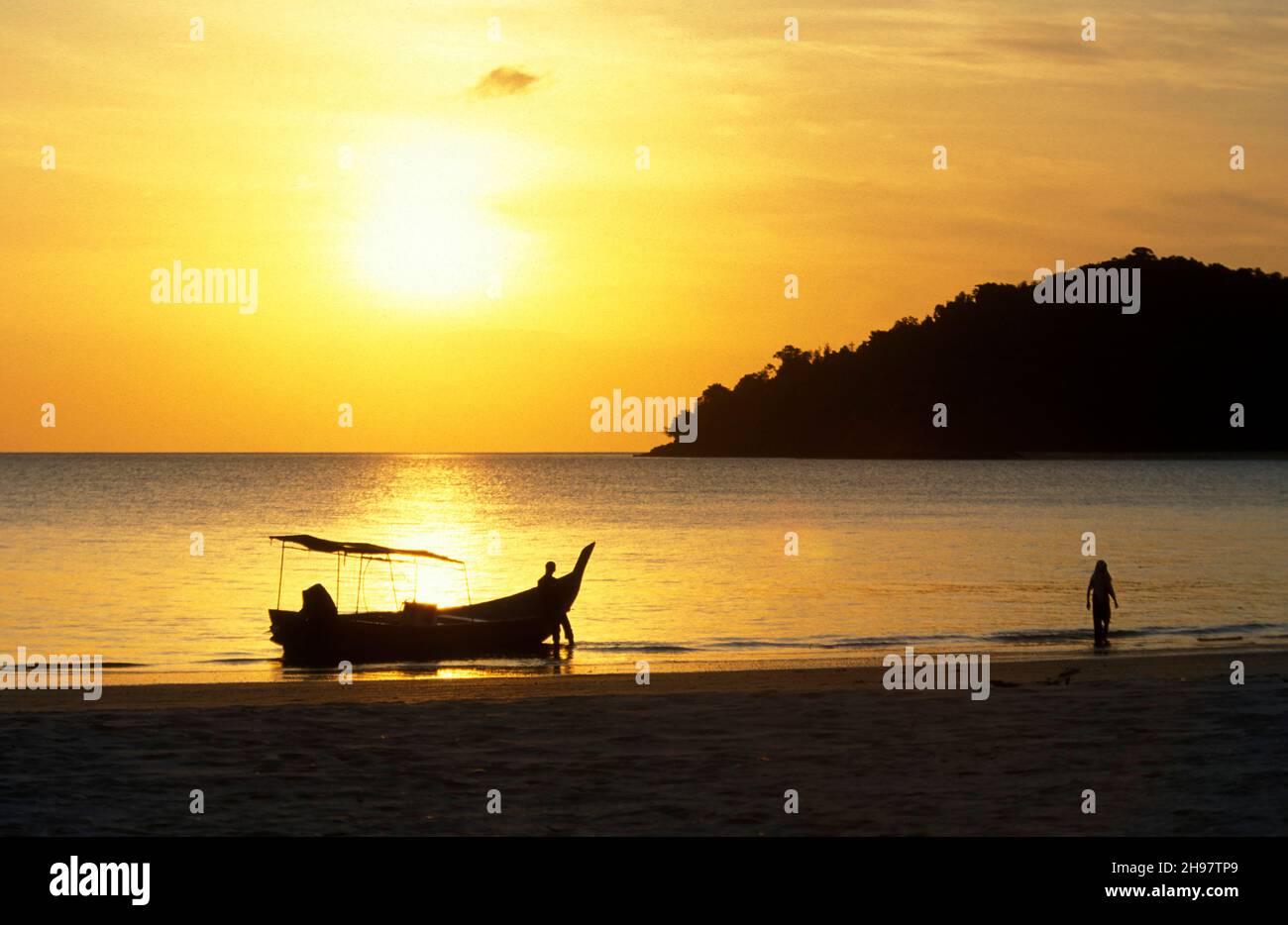 Pantai Cenang Beach High Resolution Stock Photography and Images - Alamy