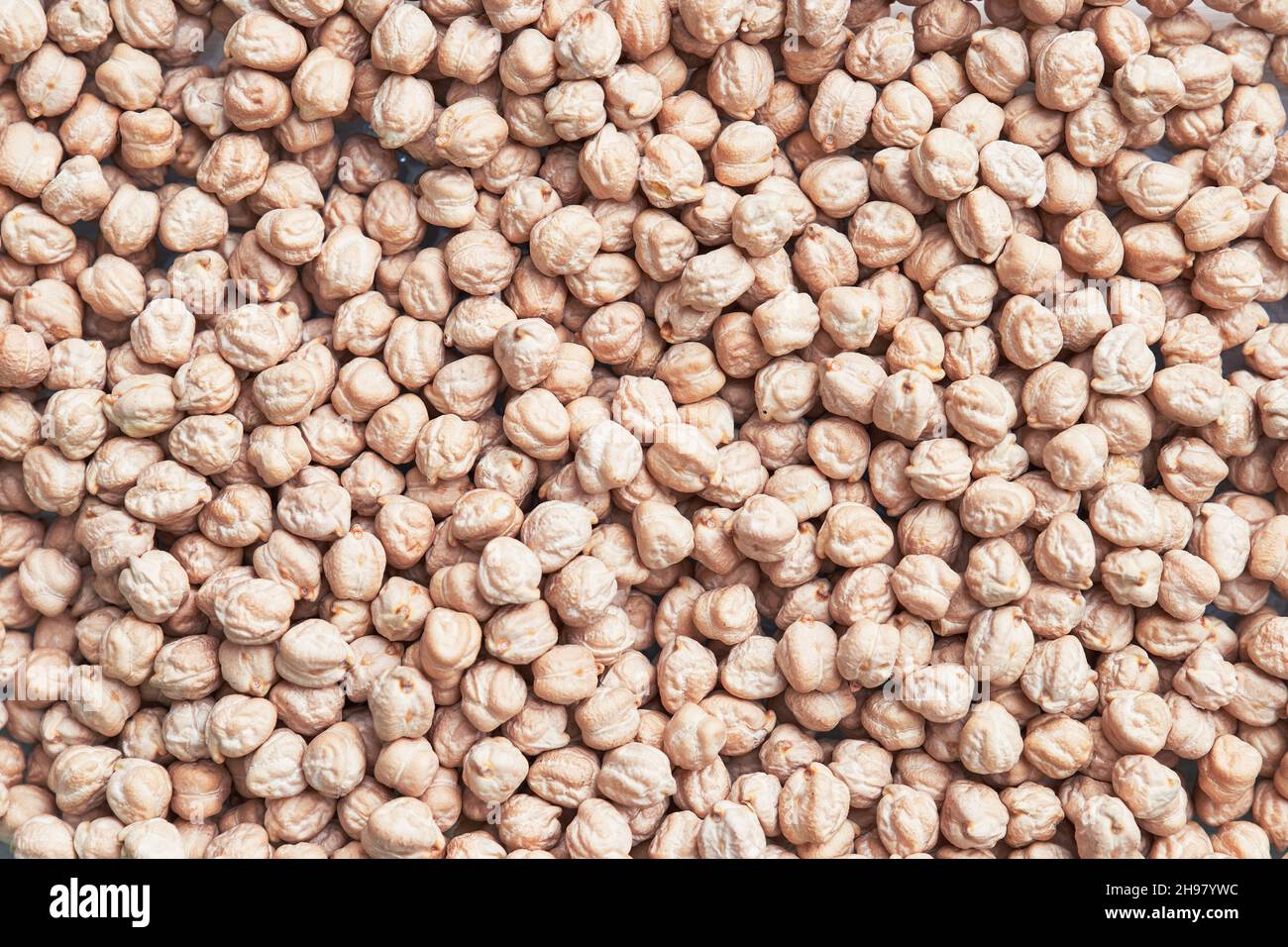 Natural and raw chickpeas. Fresh legumes close up Stock Photo - Alamy