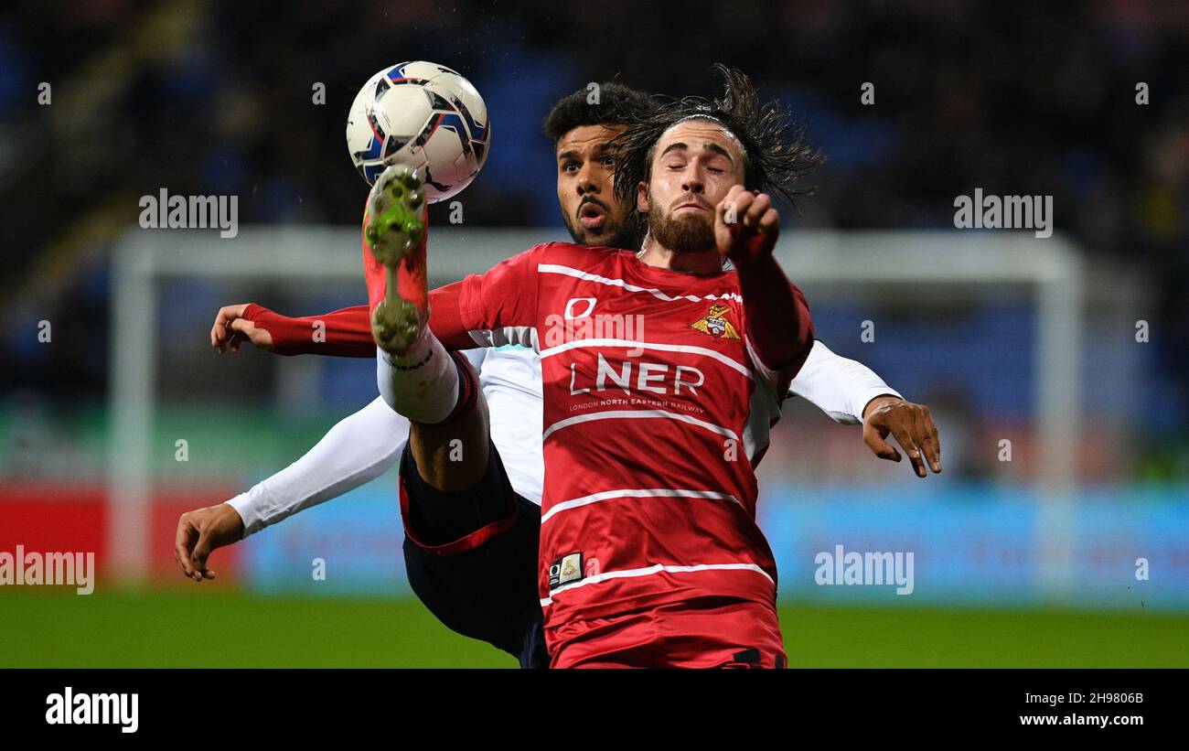 Bolton wanderers – elias kachunga hi-res stock photography and images ...