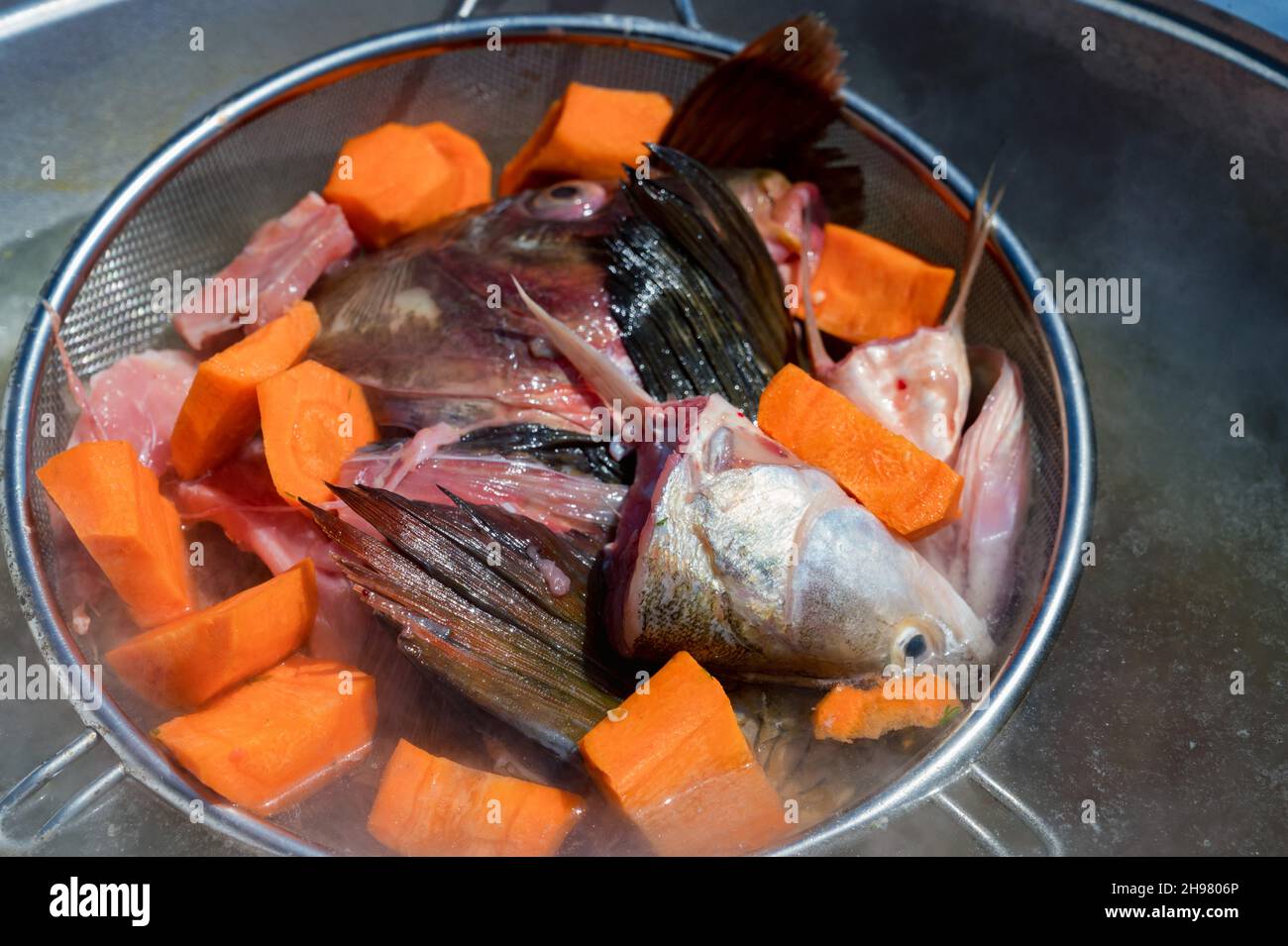 Fisherman soup hi-res stock photography and images - Alamy