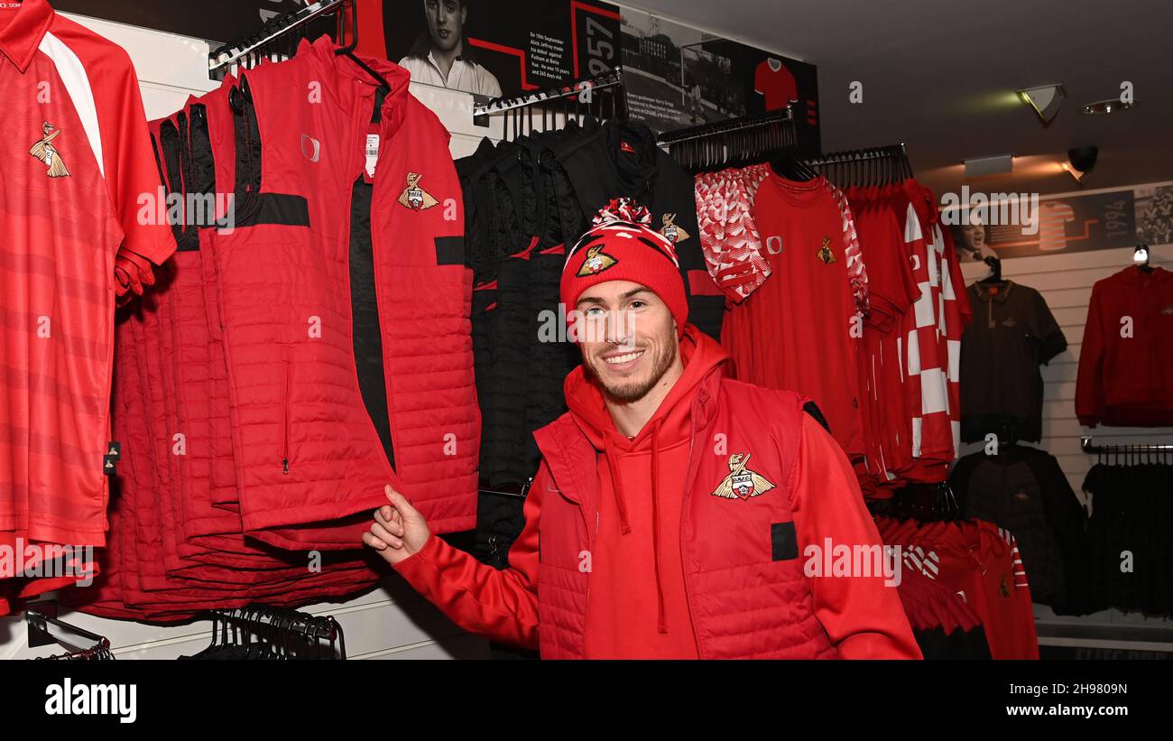 Picture Howard Roe/AHPIX LTD, Football, Sky Bet League One,Doncaster ...