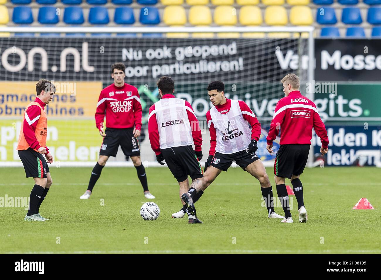 WAALWIJK - 04-12-2021, Mandemakers stadion. Dutch football, eredivisie, season 2021-2022. NEC ...