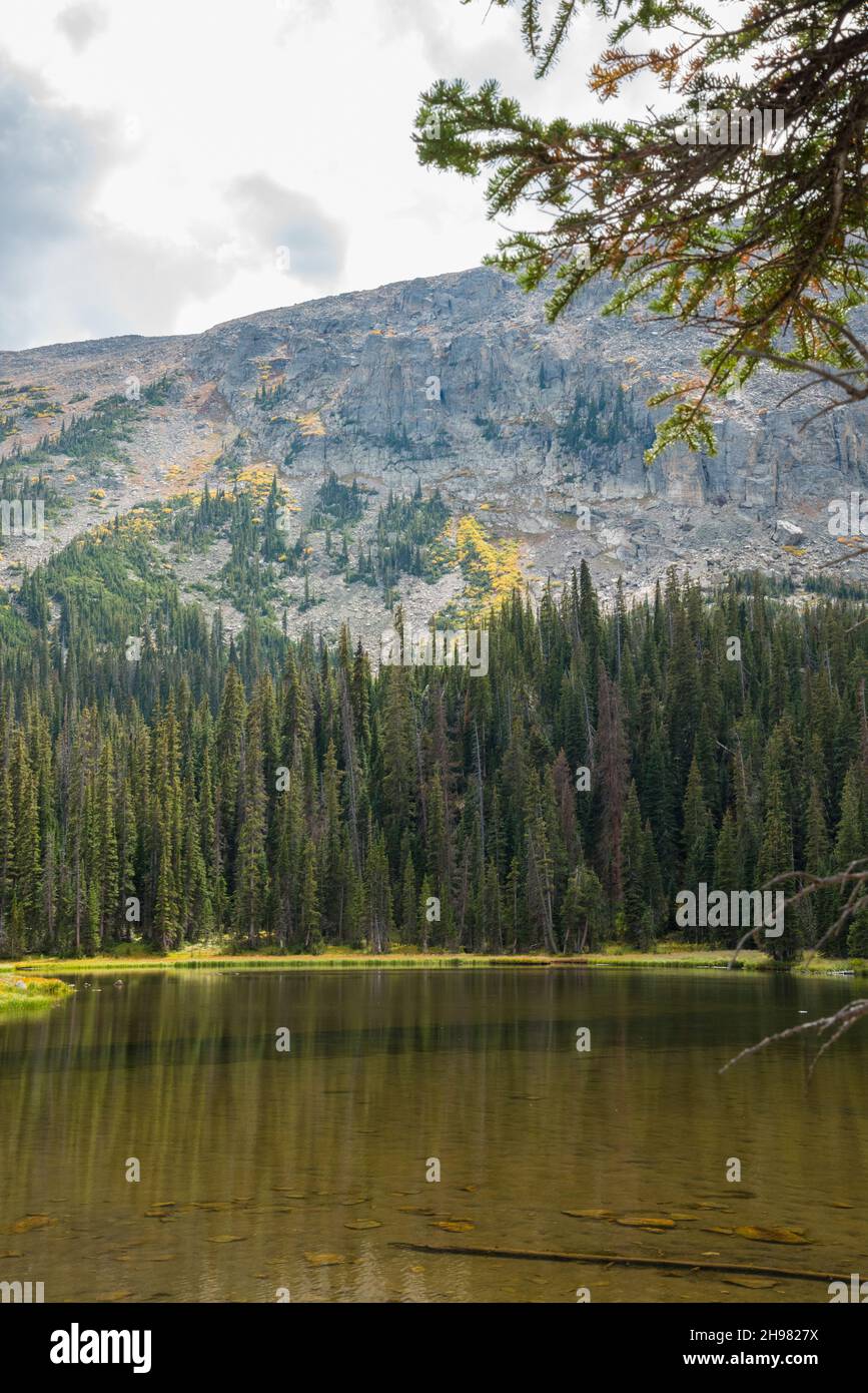 Middle rocky mountains hi-res stock photography and images - Alamy