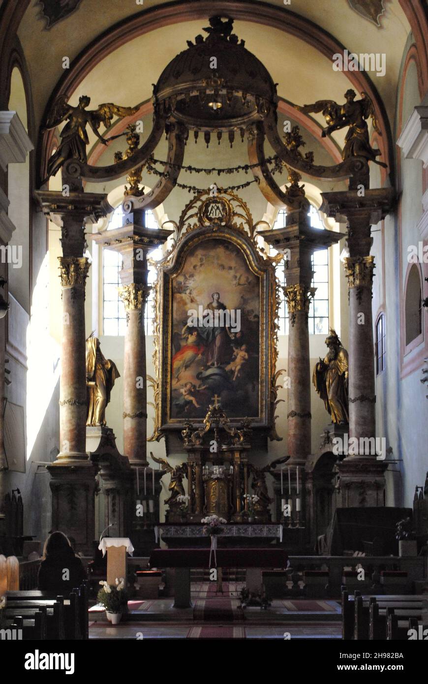 A beautiful view of statues inside the church Stock Photo - Alamy