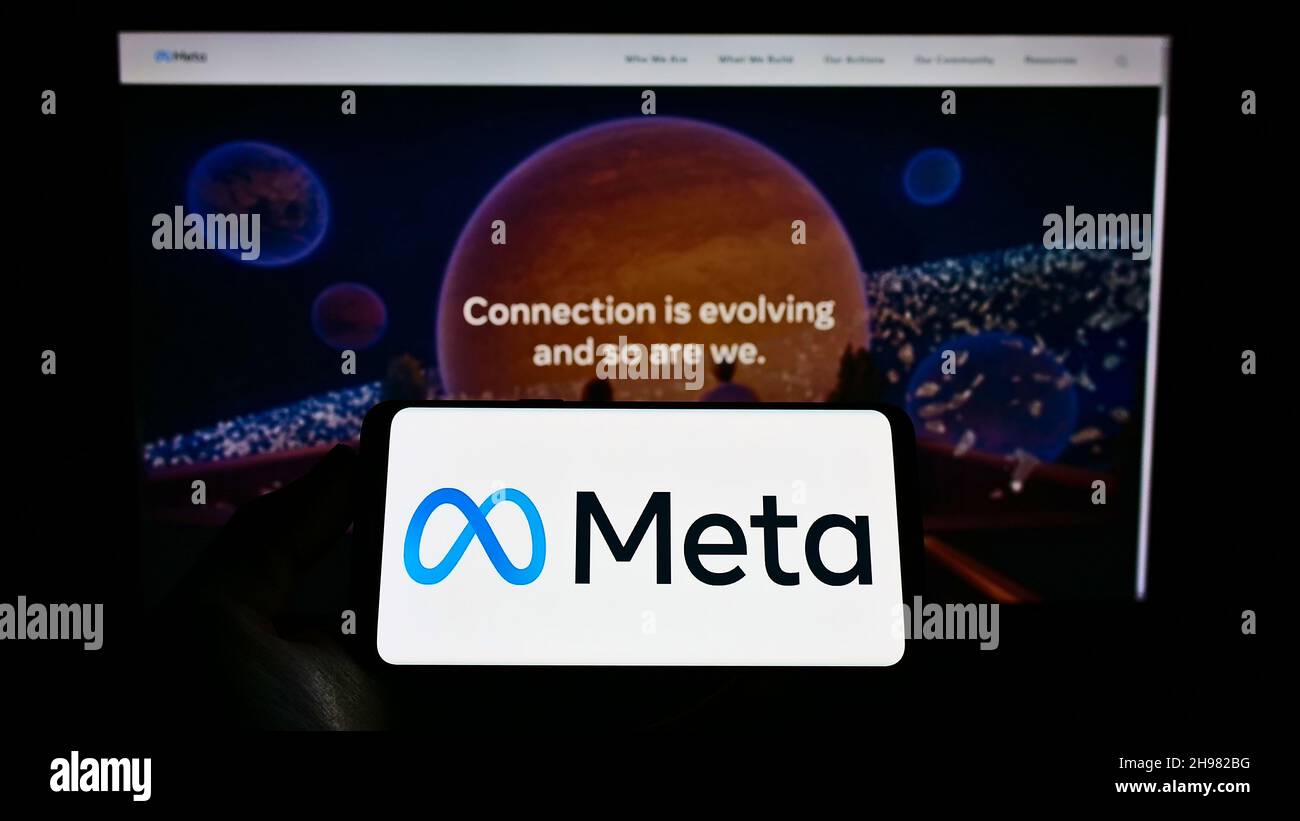 Big tech facebook logo hi-res stock photography and images - Alamy