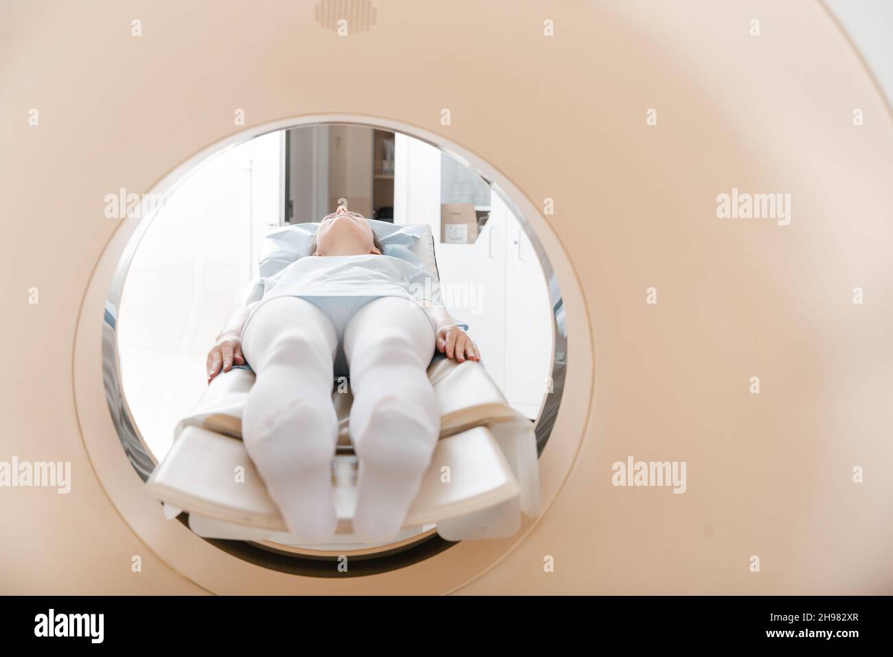 Hospital radiology radiography hi-res stock photography and images - Alamy