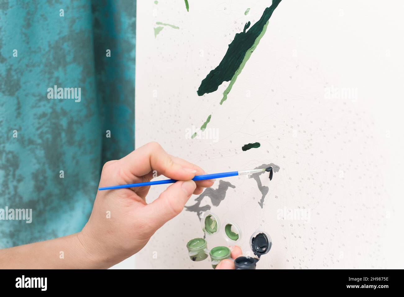 hobbies at home self-isolation, painting by numbers to draw from the ...