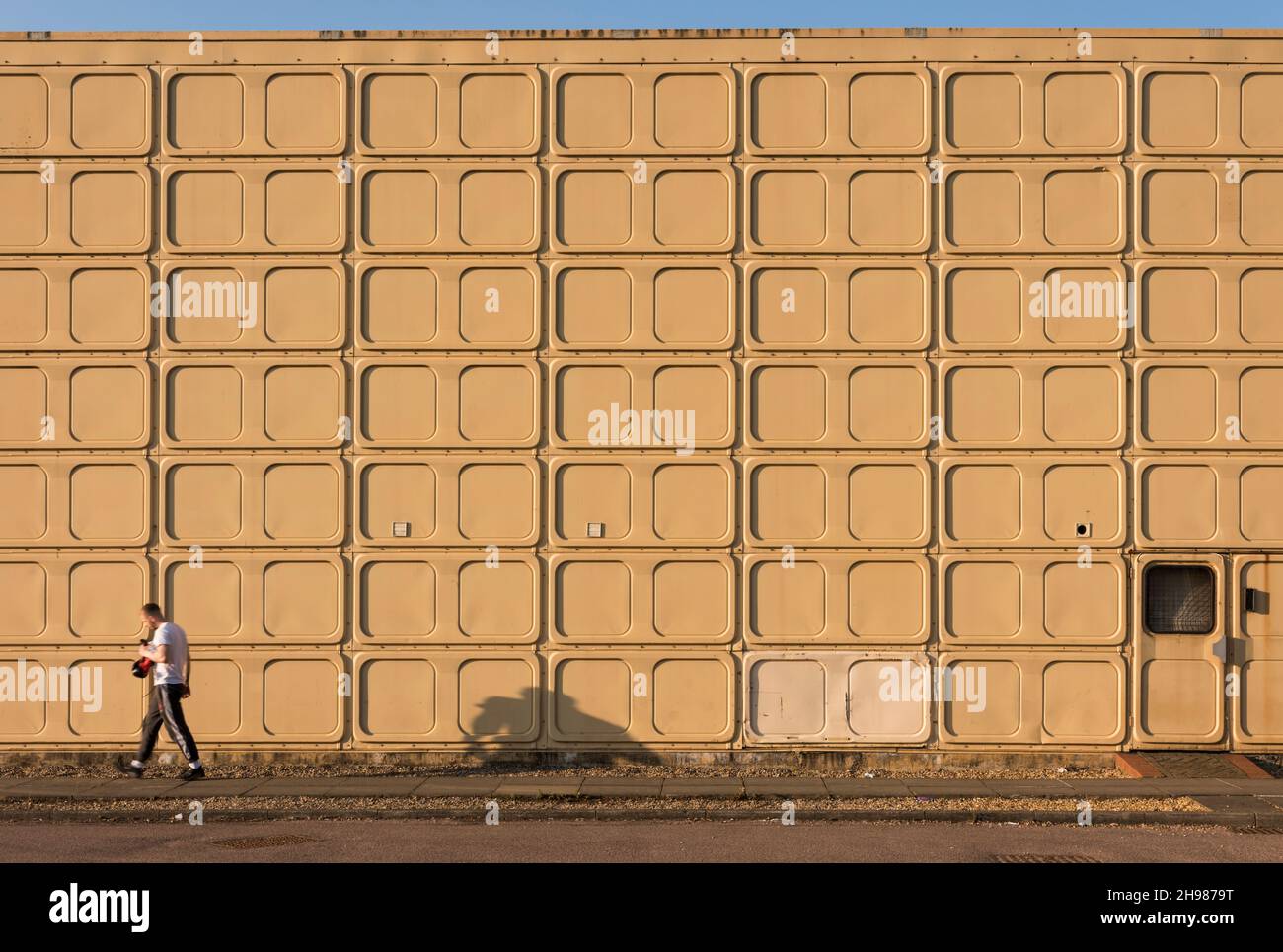 Advance factory units, Burners Lane, Kiln Farm, Milton Keynes, 2017 ...