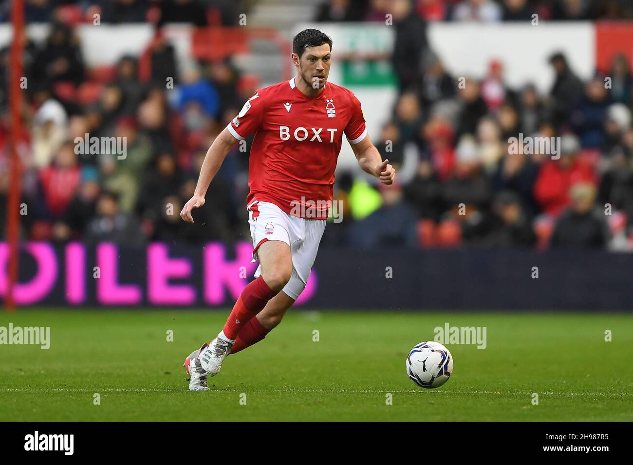 NOTTINGHAM, GB. DEC 4TH Scott McKenna of Nottingham Forest in action ...