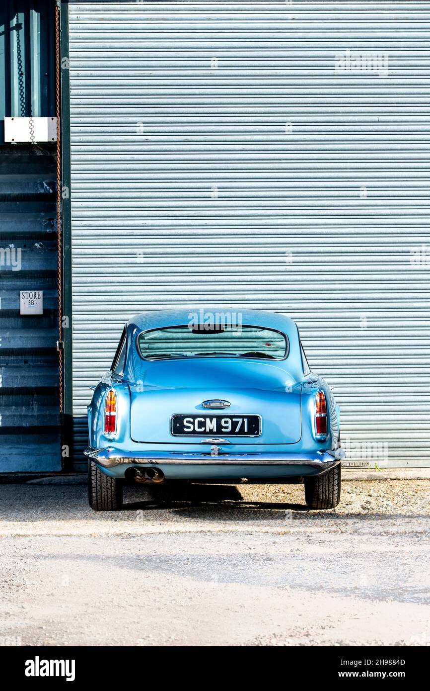 Rear view of a 1961 Aston Martin DB4 GT SWB lightweight Stock Photo - Alamy
