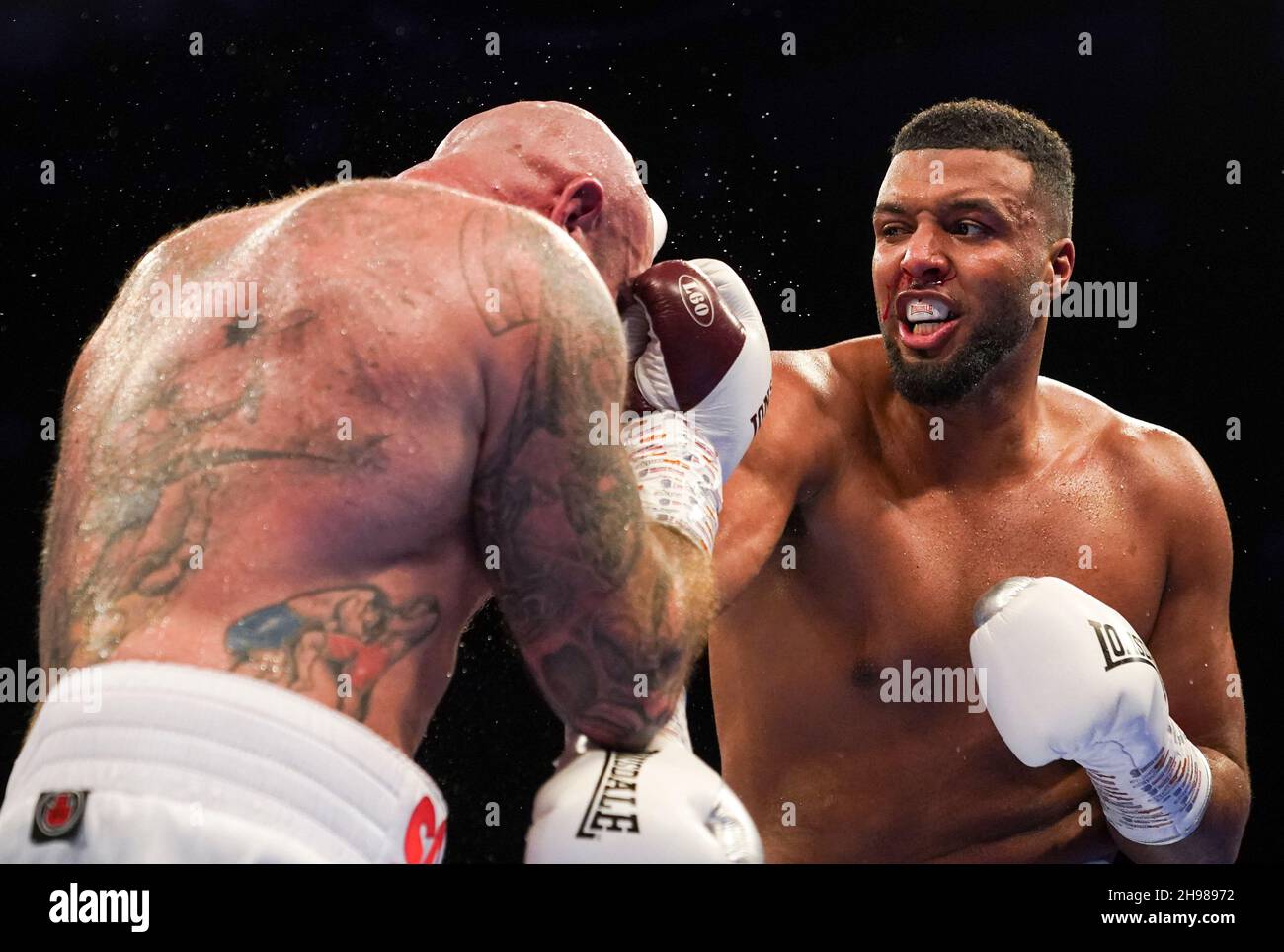 George Fox (right) and Kamil Sokolowski during the heavyweight bout at ...
