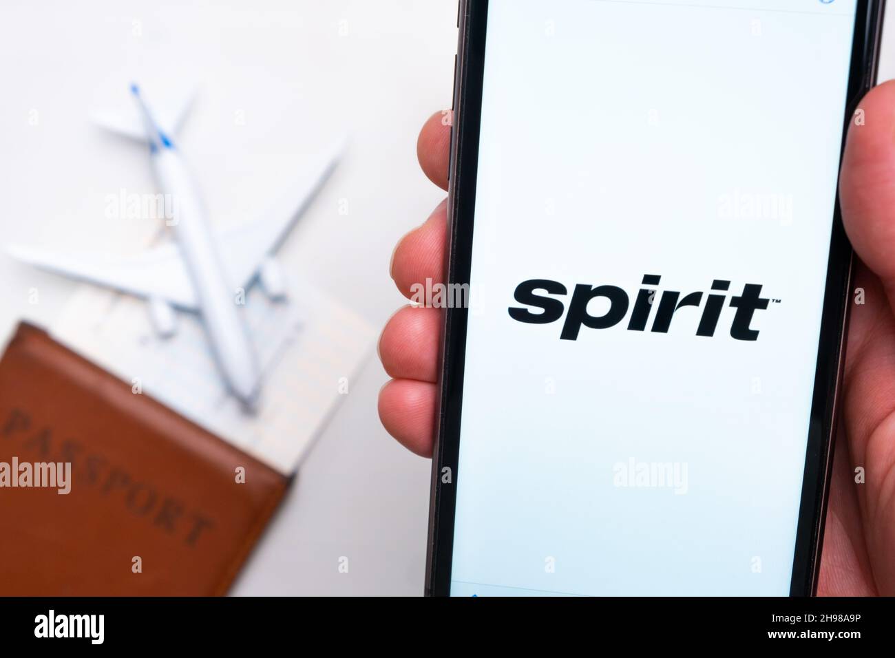 Spirit Airlines mobile app. A convenient mobile application for buying ...
