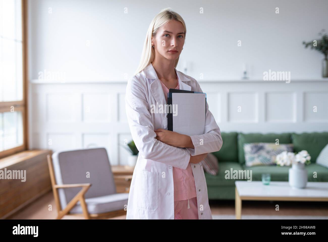 Hospital internship hi-res stock photography and images - Alamy