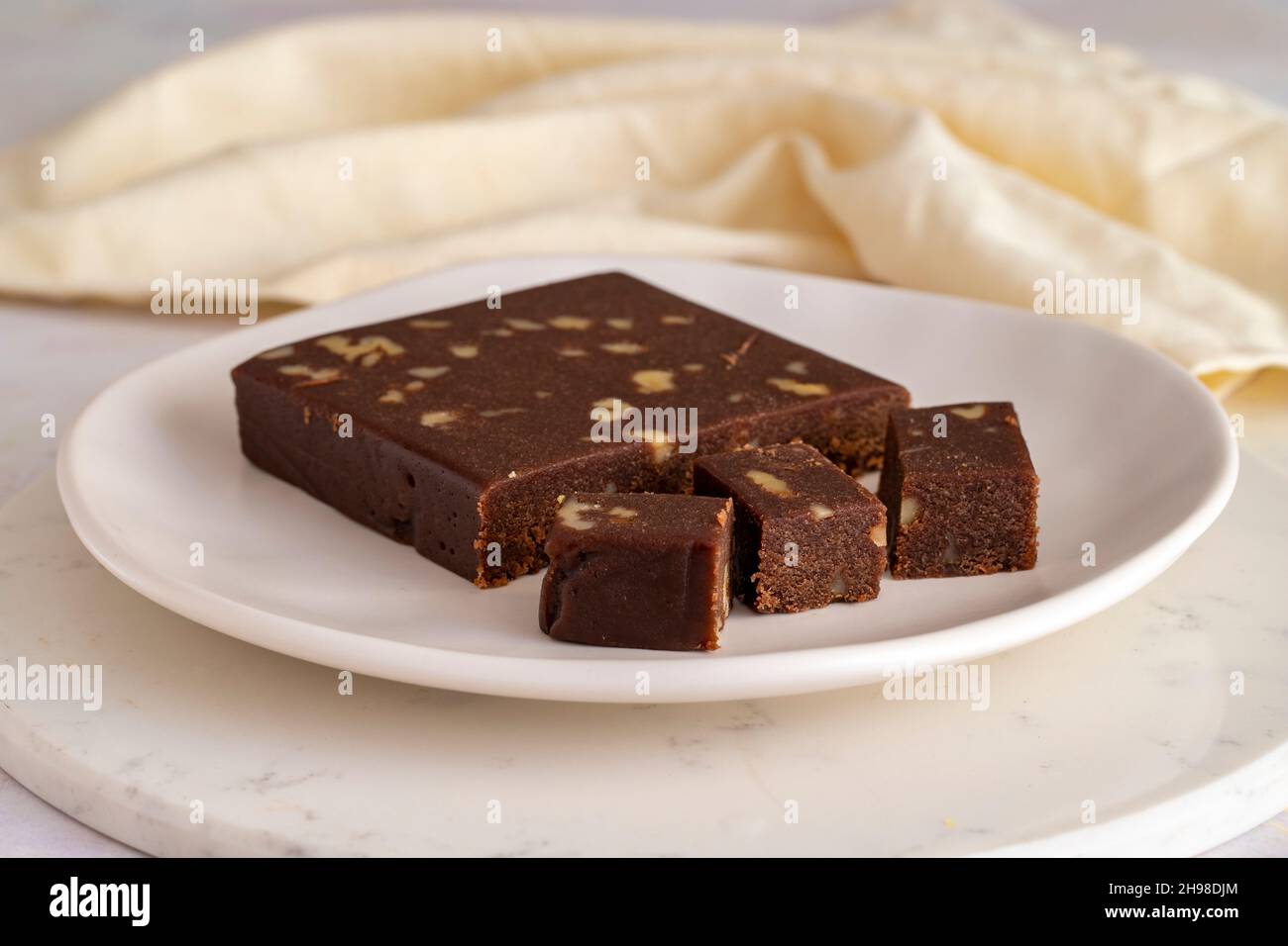 Halvah hi-res stock photography and images - Alamy