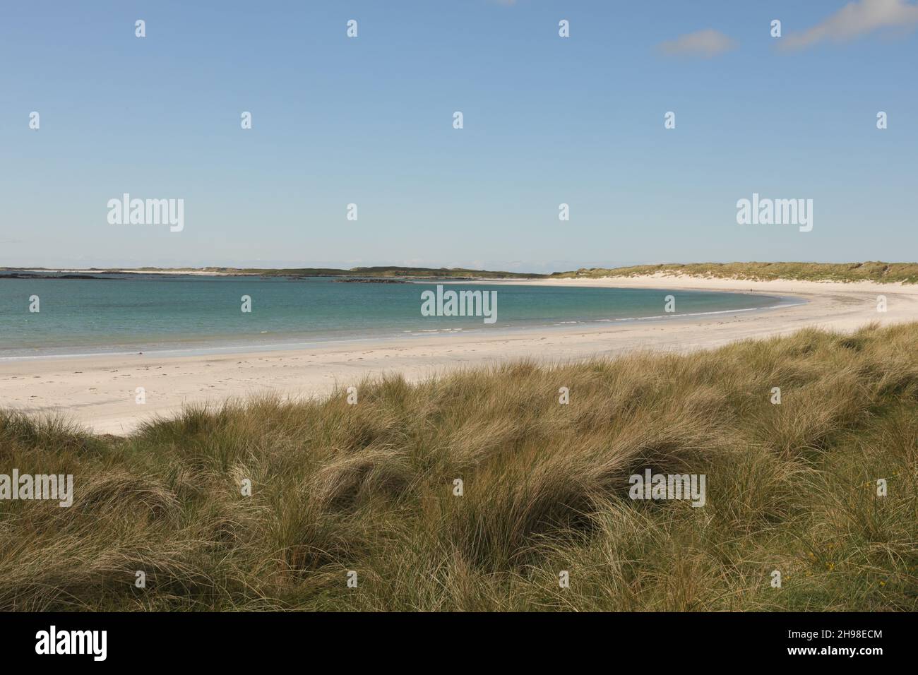 one of the many beautiful beaches on the Outer Hebrides Stock Photo - Alamy