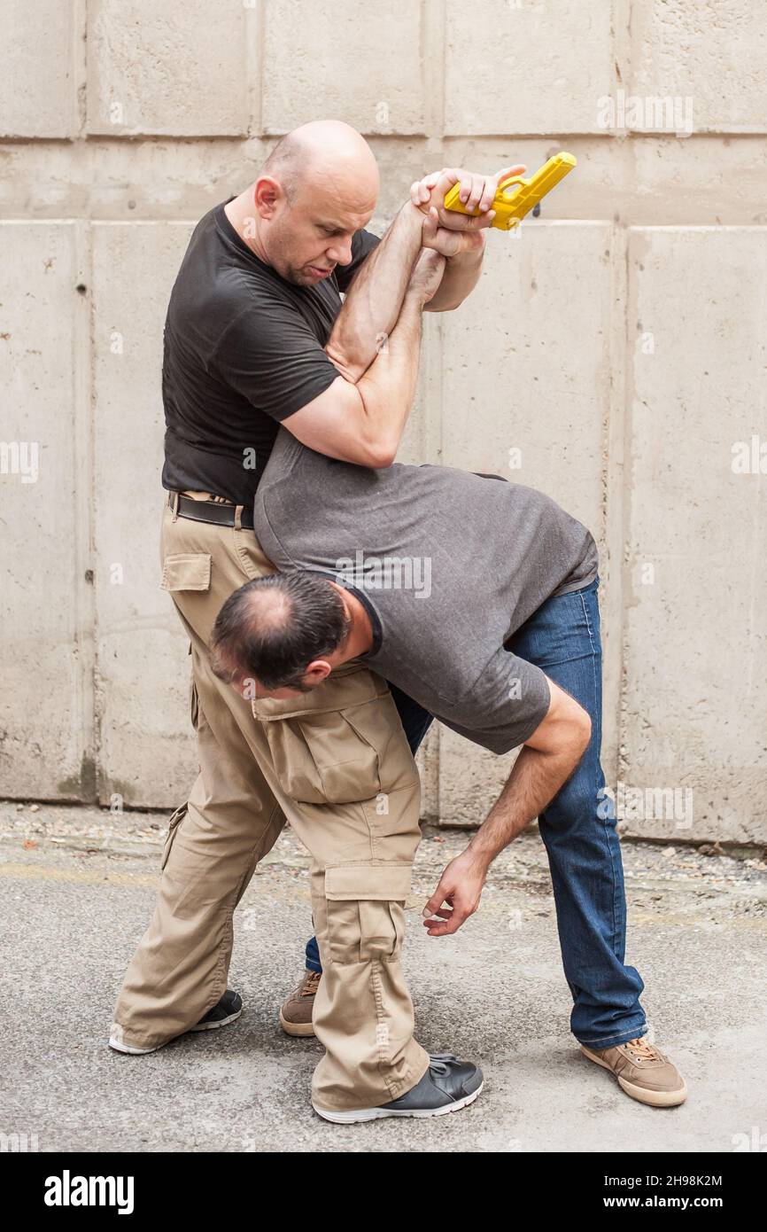 Disarm a shooter training hi-res stock photography and images - Alamy