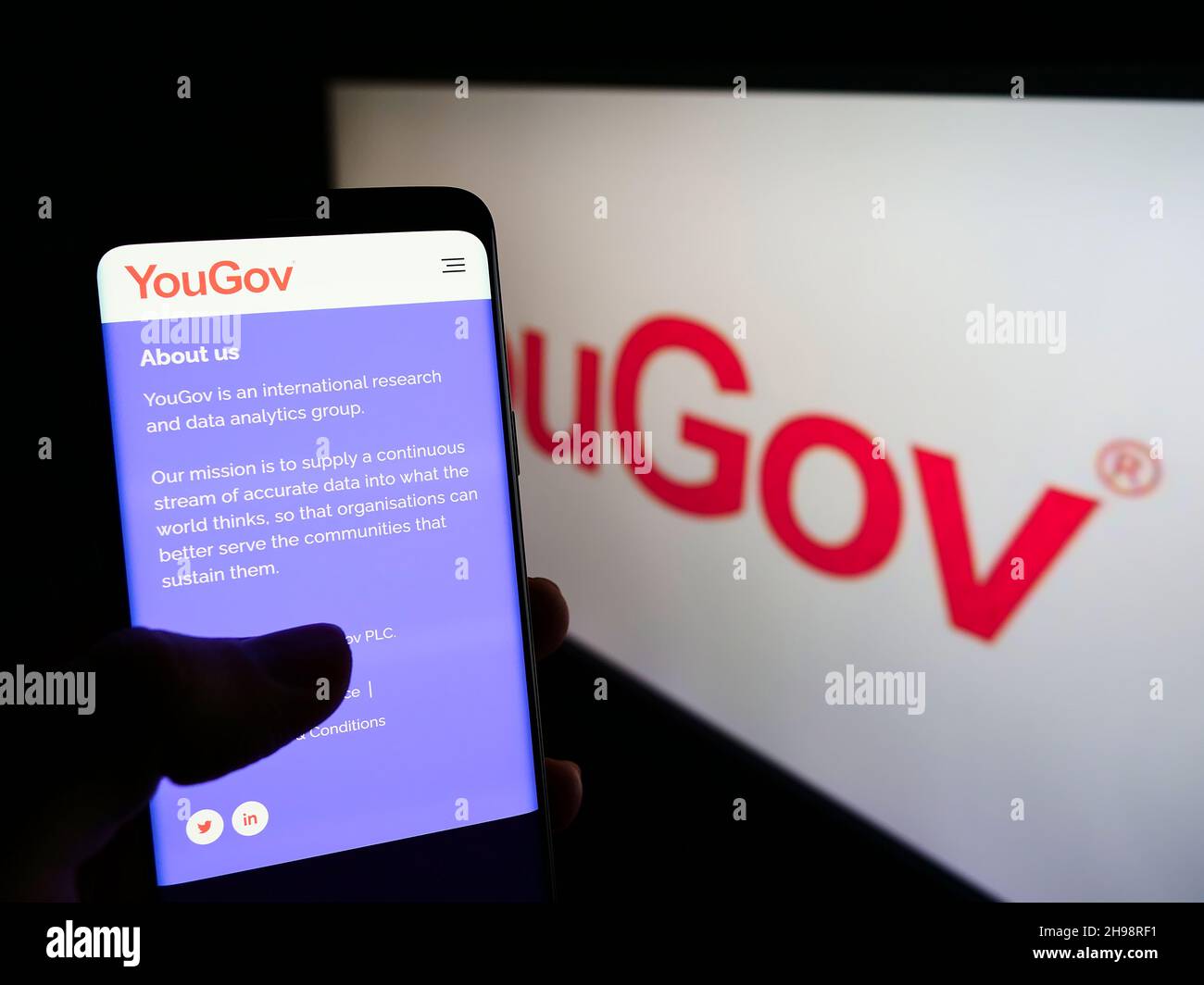 Yougov plc hi-res stock photography and images - Alamy