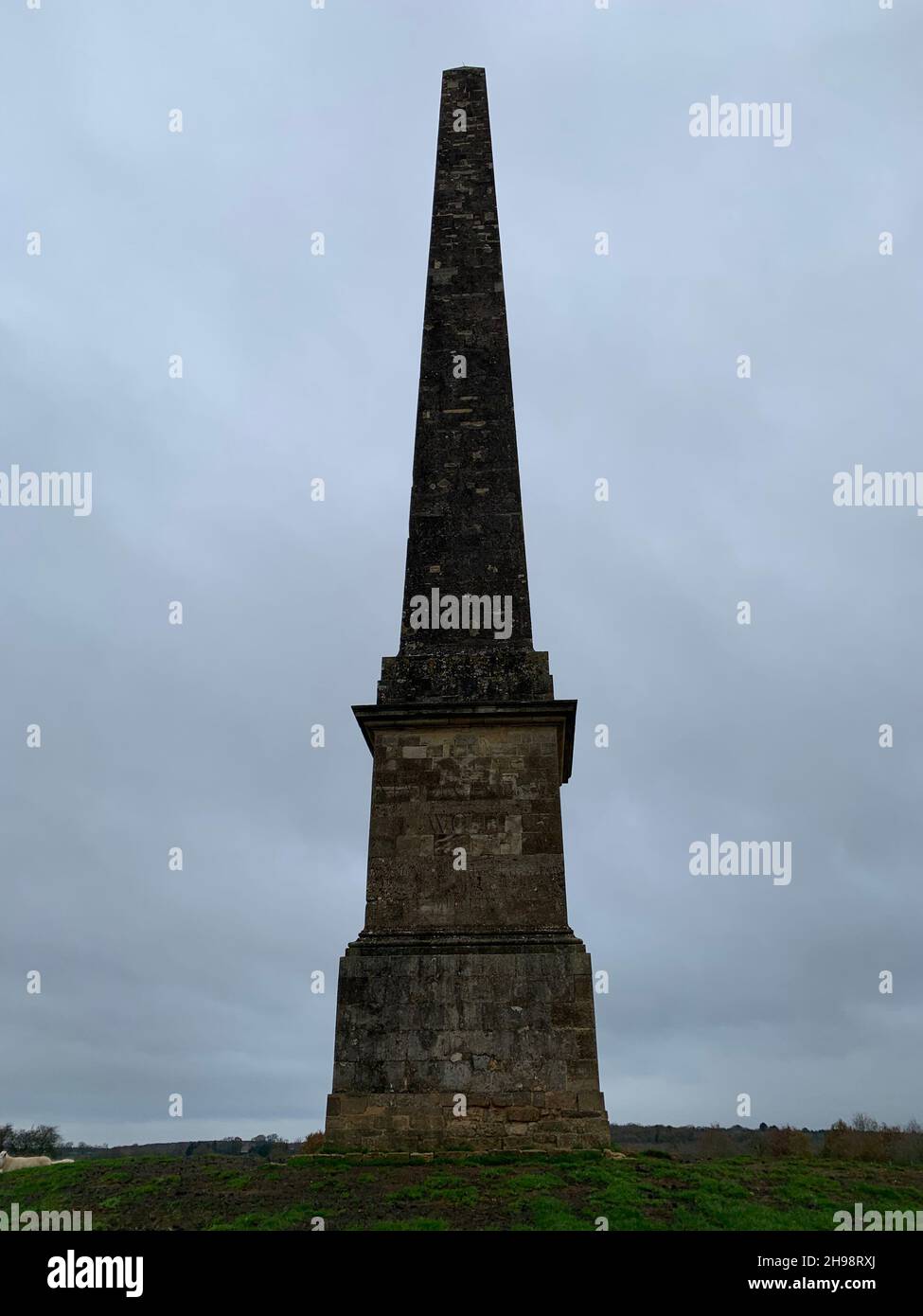 Major General Wolfe obelisk at Stowe School and landscape gardens ...