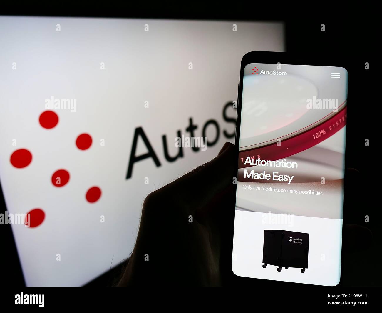 Autostore hi-res stock photography and images - Alamy