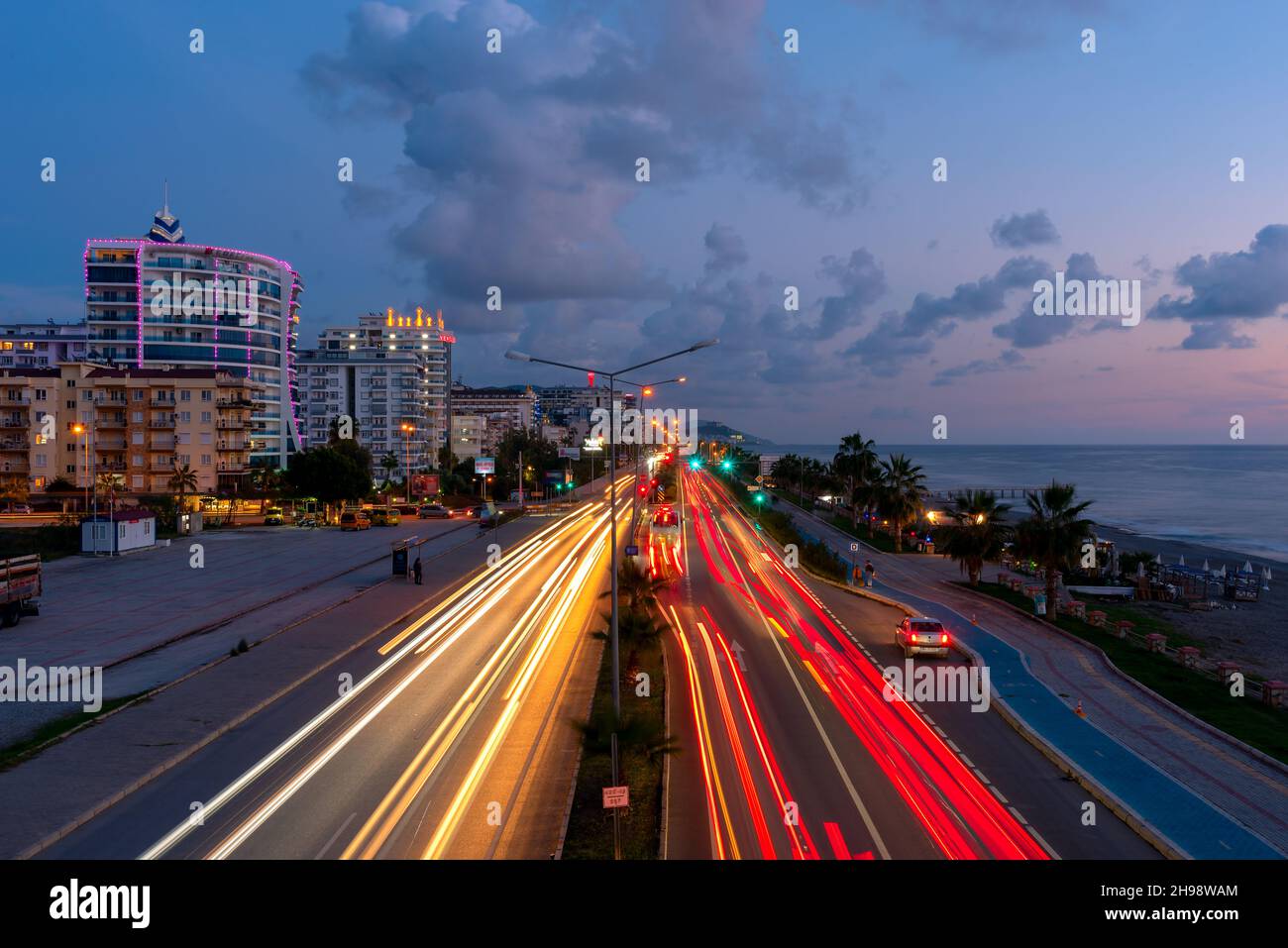 Street in the evening expressway hi-res stock photography and images ...