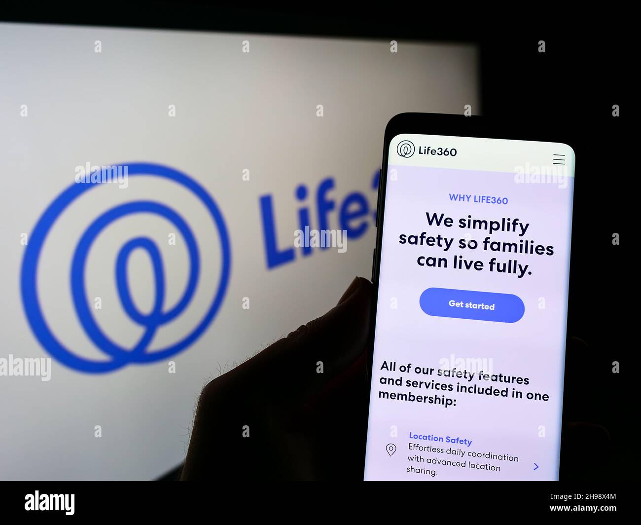 Life360 logo hi-res stock photography and images - Alamy