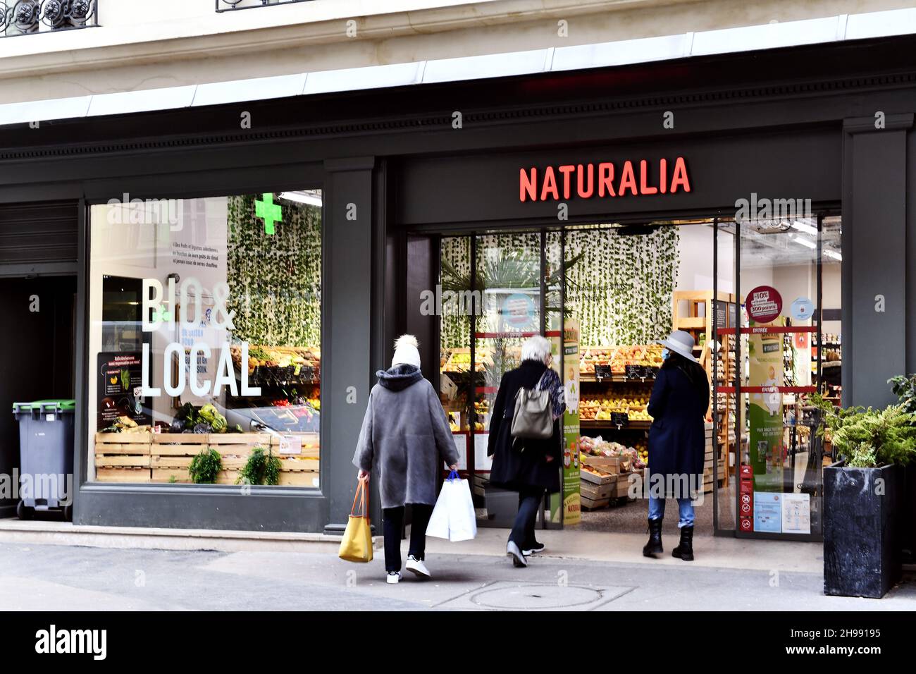 Naturalia hi-res stock photography and images - Alamy