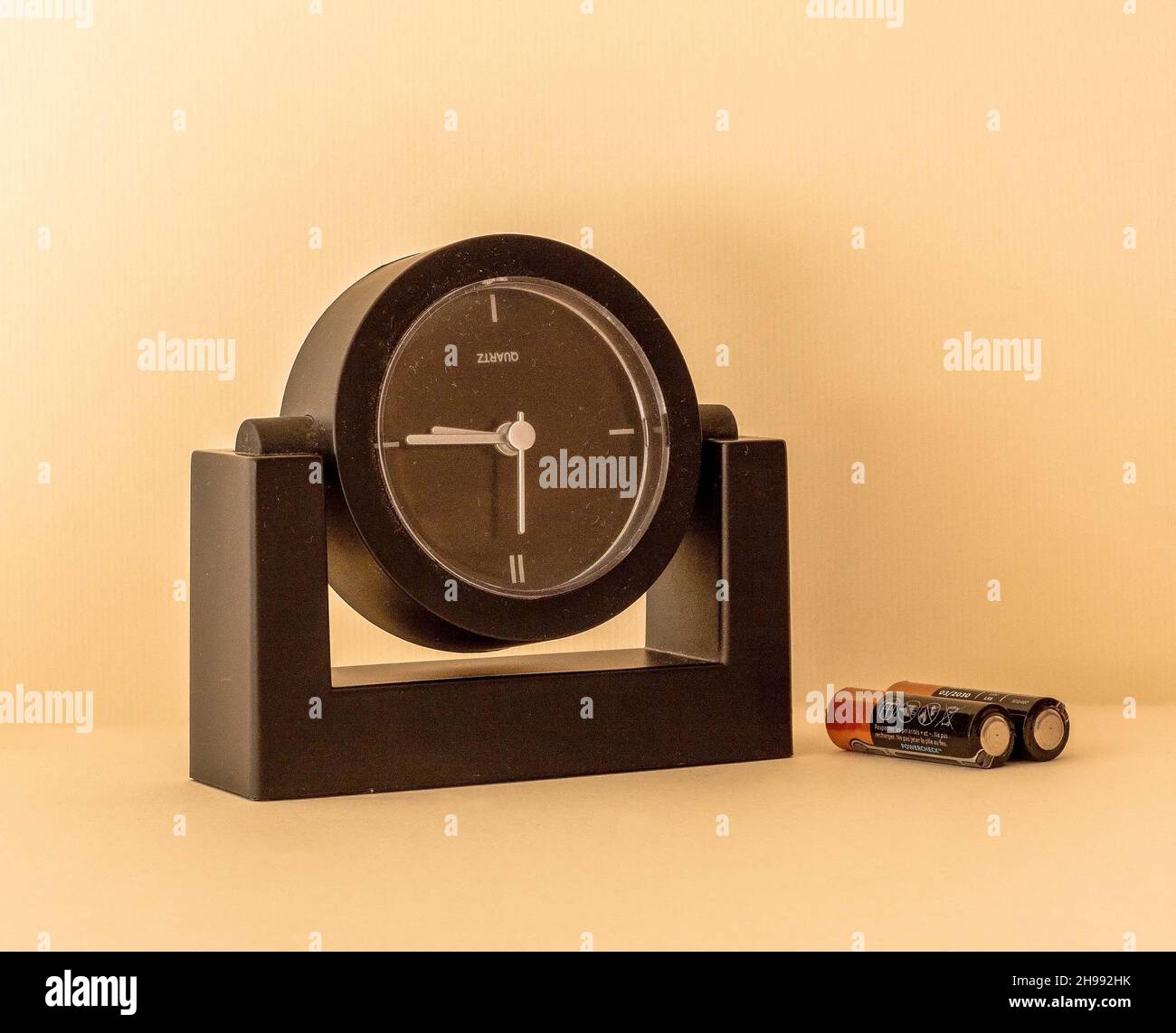 Travelling clock operated by battery Stock Photo - Alamy