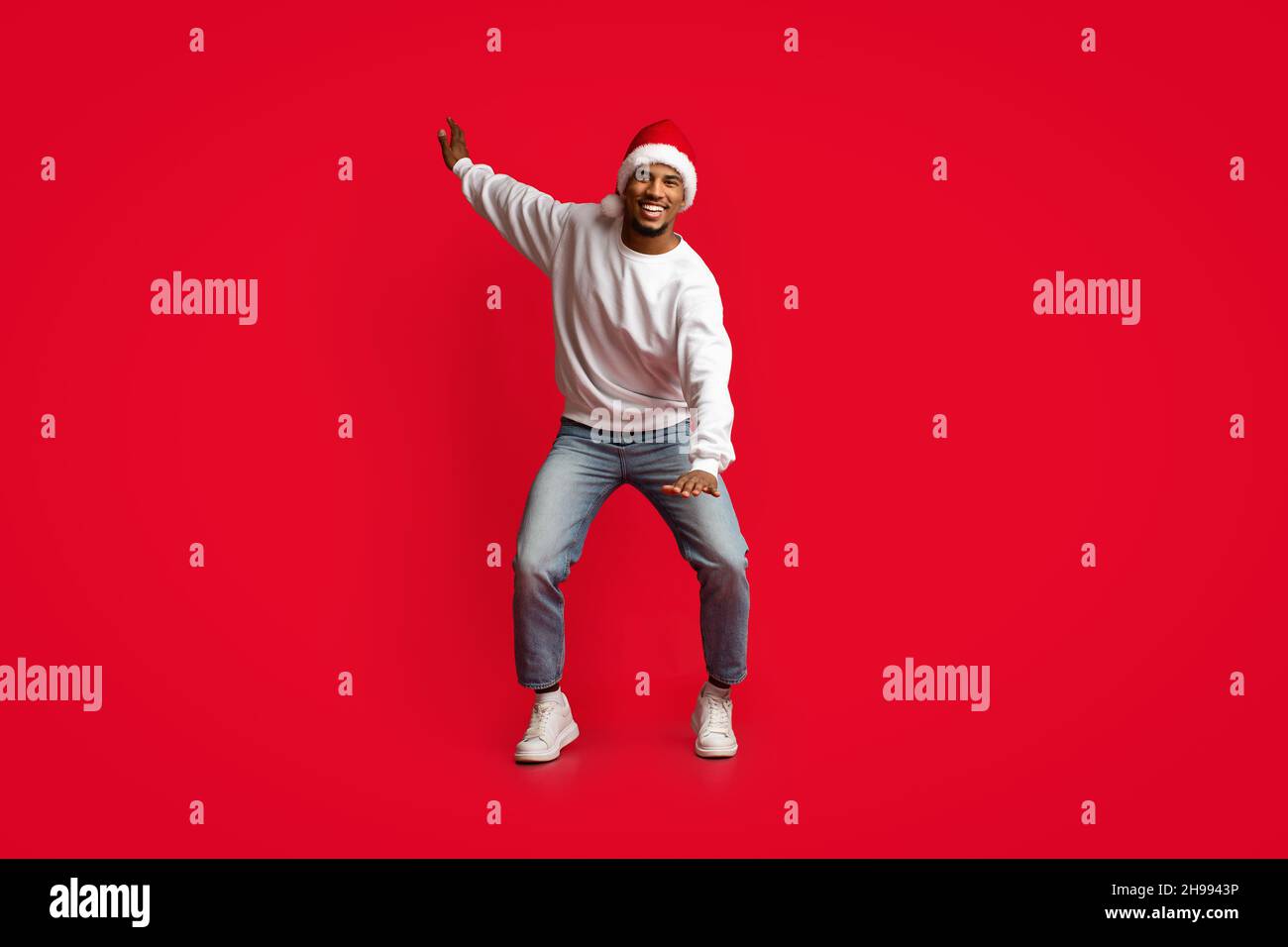 African man dancing in celebration hi-res stock photography and images ...